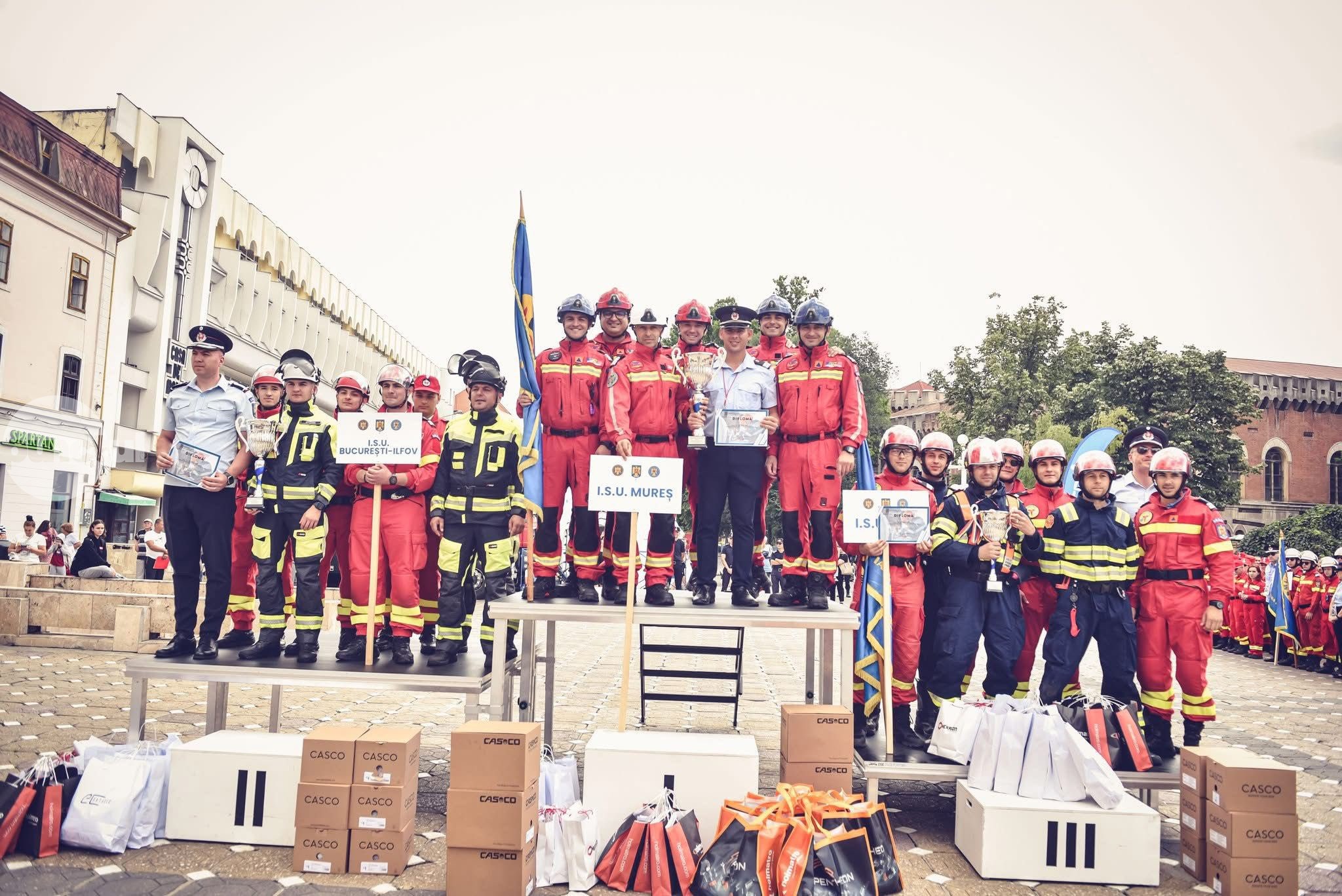 Performanță ISU Mureș la Competiția Națională de Descarcerare și Prim ...